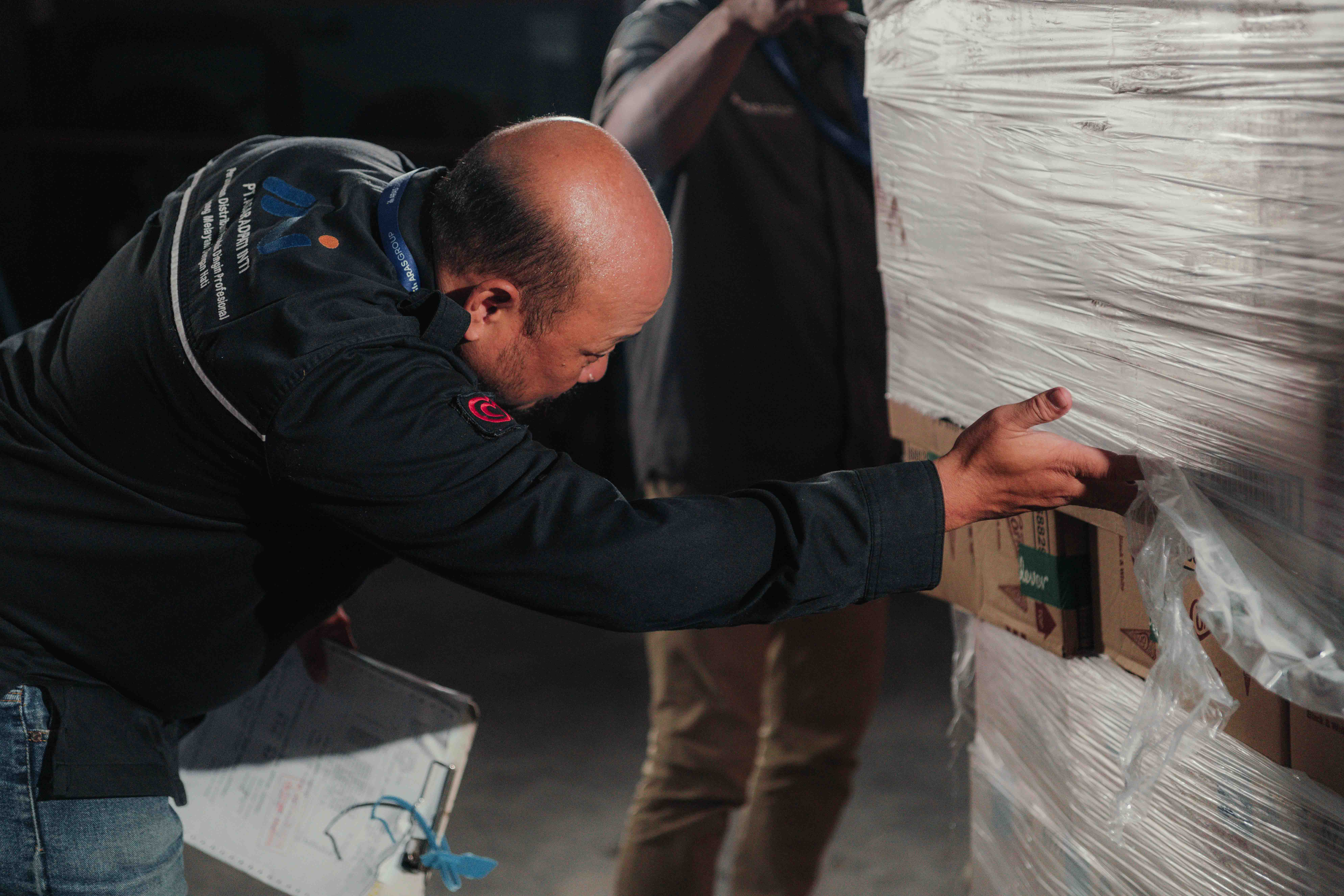 Aras Group - Perusahaan Distribusi Produk Indonesia